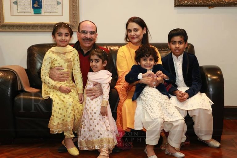 Beena Riaz wife of Malik Riaz Hussain Life History & Success Story ...